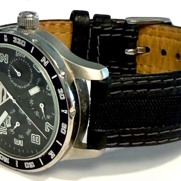 Vintage 38mm SUPERMAN Day/Date/24-hour/COMPASS Bezel Warner Bros FOSSIL ...