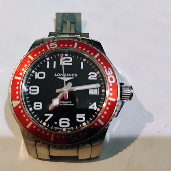 Longines HydroConquest Men's Black Watch - Red Dial | WatchCharts ...