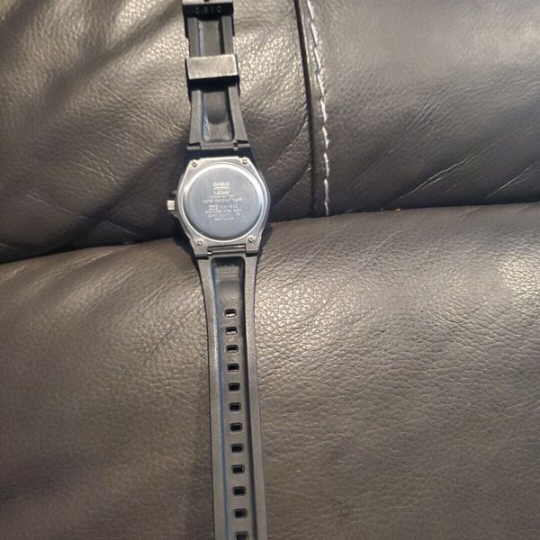 Casio MW600F-1AV, Men's Watch, Black Resin, 100 Meter WR, Date, 10 Year ...