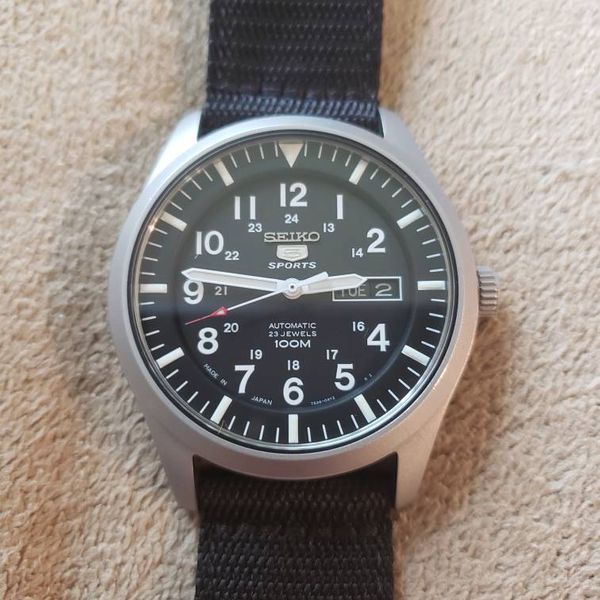 Seiko 5 SNZG15 | WatchCharts