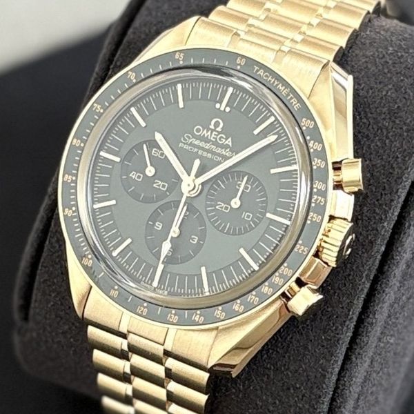 2025 Omega Speedmaster Moonwatch Professional Moonshine Gold Green Dial ...