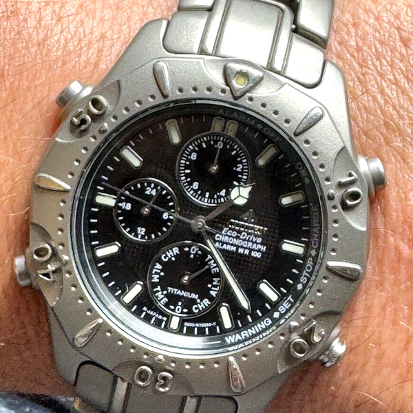 Citizen Eco-Drive Titanium Alarm Chronograph 0855-H10350 ROTATE BEZEL ...