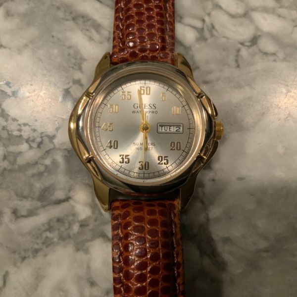 NEW Authentic Guess Womens Watch (needs new battery) Silver Face ...