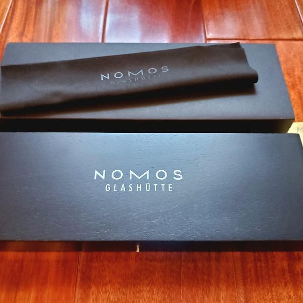 [WTS] Nomos watch box | WatchCharts Marketplace