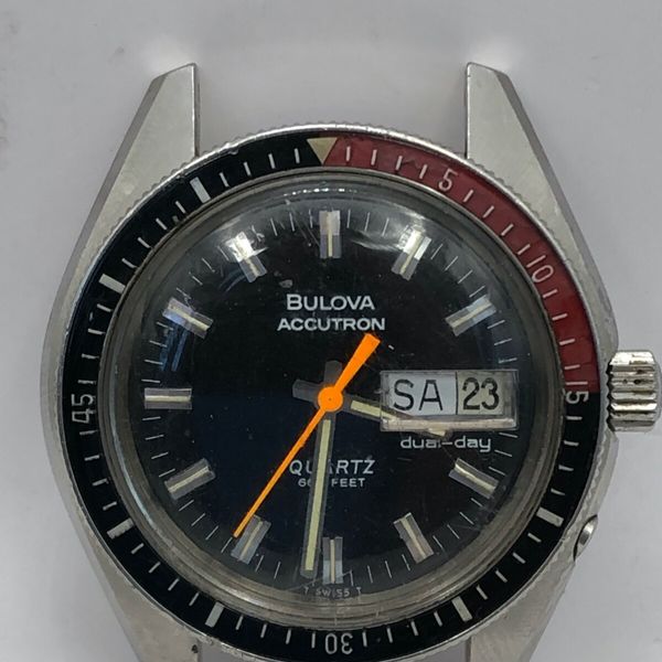 Vintage BULOVA ACCUTRON DUAL DAY DEVIL DIVER 666 N9 8112 Quartz Mens ...