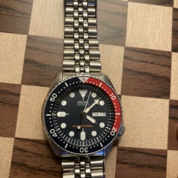 Seiko SKX175 (skx009) Dive Watch | WatchCharts Marketplace