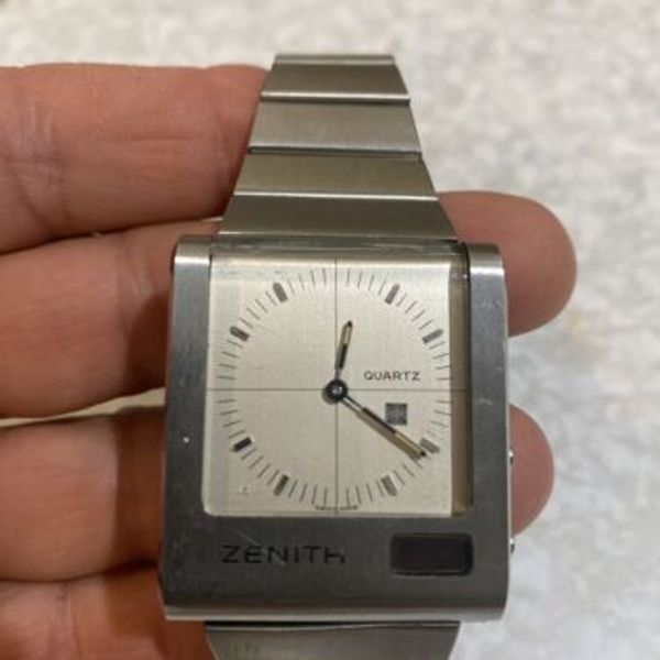 Zenith Futur Time Command | WatchCharts Marketplace