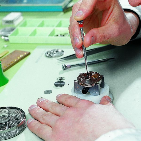 SINN Sinn Watch Repair Model 403 Series Battery-powered Quartz Watch ...