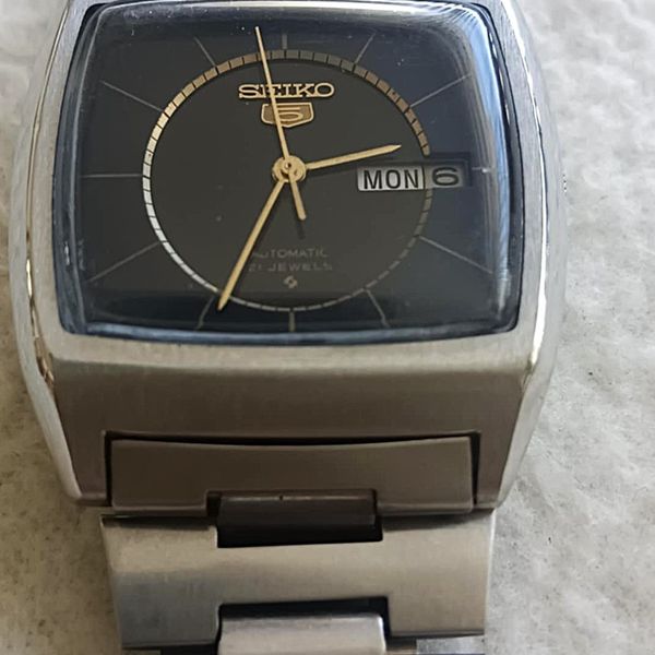 Vintage Seiko 5 Square shape automatic Black dial watch 21 jewels Cal ...