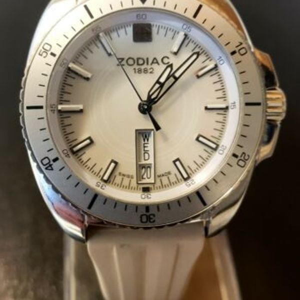 Zodiac Speed Dragon ZO5501 Swiss Made Watch | WatchCharts Marketplace