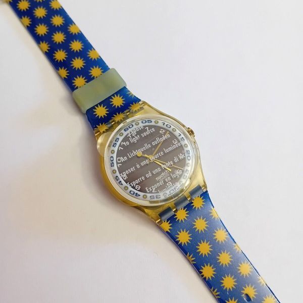 Swatch Gent Solar SRJ100 Lots Of Suns 1995 Vintage Orologio da polso ...