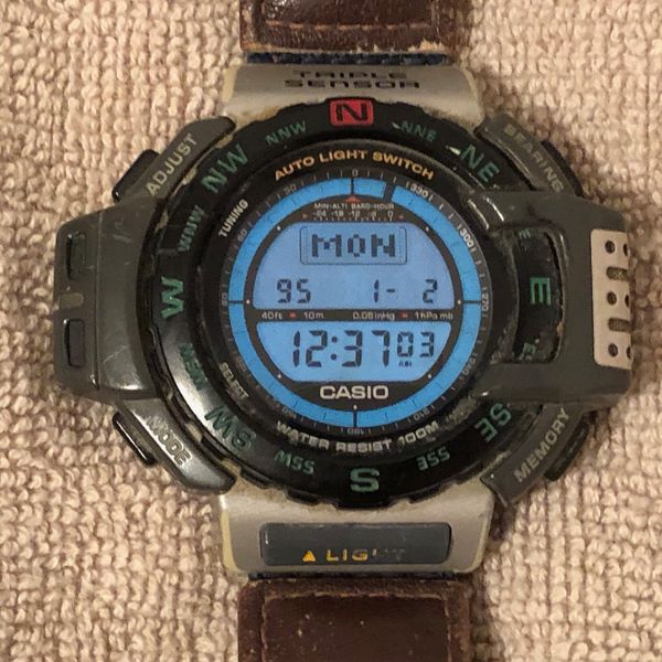 Men's Vintage Casio Pathfinder Watch - Triple Sensor / PRT-40 (1470 ...