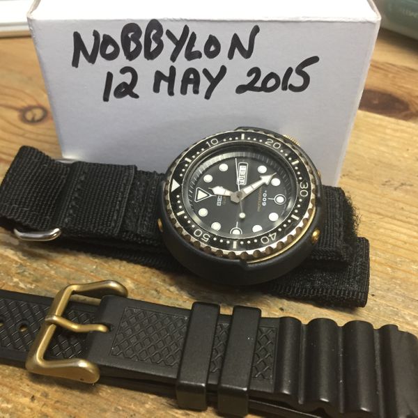 SEIKO GOLDEN TUNA 7549-7009 | WatchCharts Marketplace