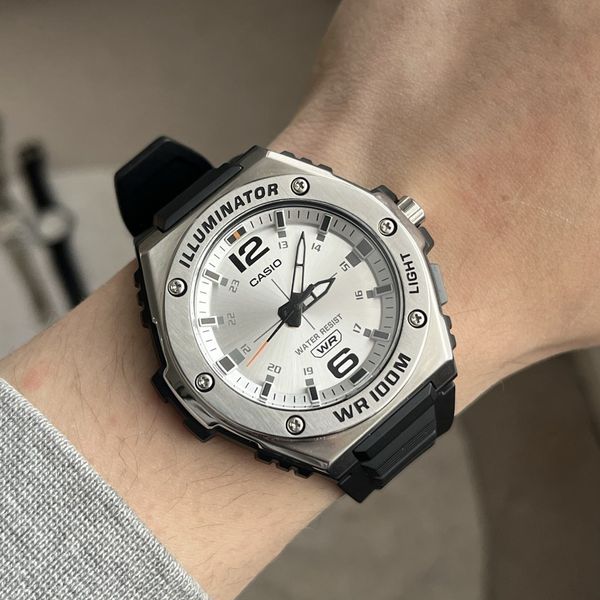 Casio Menâ s Analog Water Resistant 100m illuminator MWA-100H Silver ...