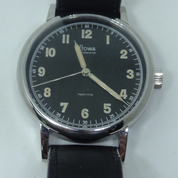 Stowa Partitio Classic black automatic leather strap | WatchCharts ...