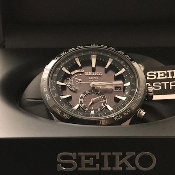 Excellent condition - Seiko 7x52-A0E0 w/bracelet. Stainless case, Ceramic Bezel. | WatchCharts ...