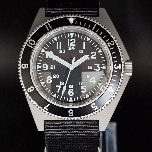 Seiko VH31 42mm Military (Type 2) Special Forces 200m Divers Watch by ...