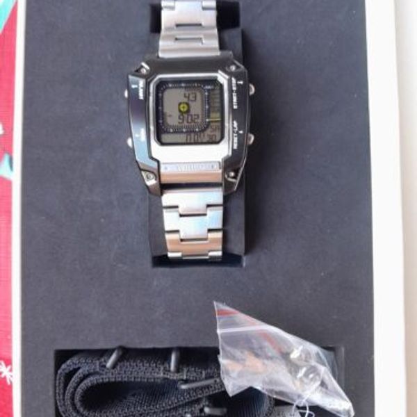 SEIKO WIRED Metal Gear Solid V RARE Venom Snake Watch Digiborg COMPLETE ...