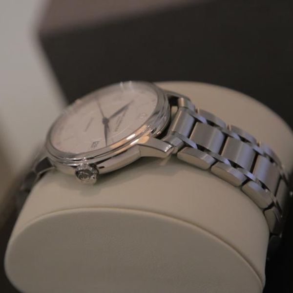 FS: Baume and Mercier Classima Executive MOA08837 - near MINT with Box ...