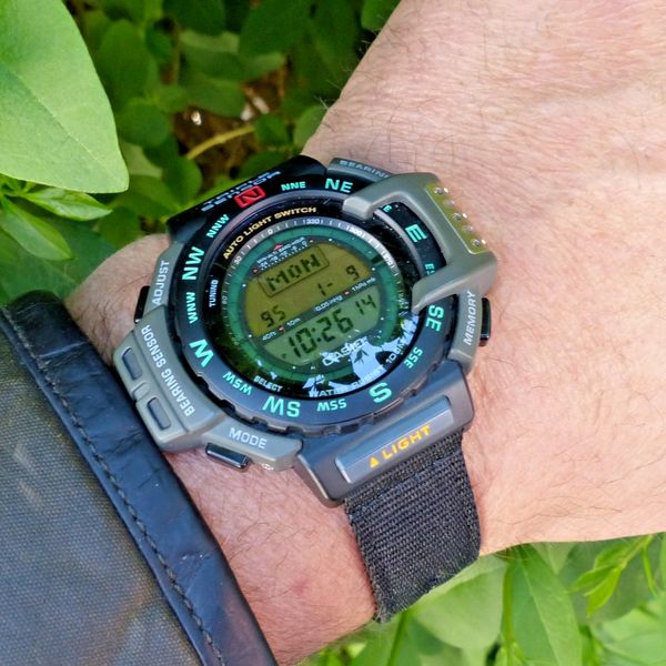 CASIO PRT-40 PRO-TREK TRIPLE SENSOR NOS Fully tested Watch Only ...