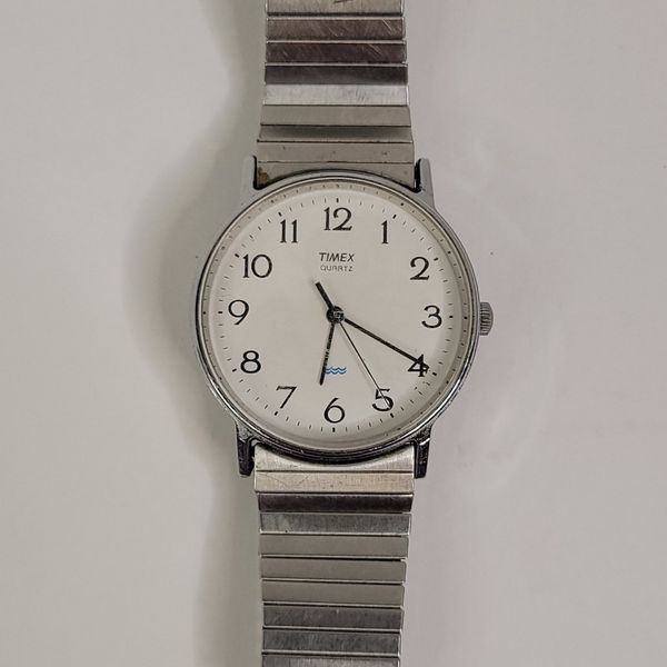 Vintage Timex Watch Men 32mm Silver Tone Round Stretch Band New Battery ...