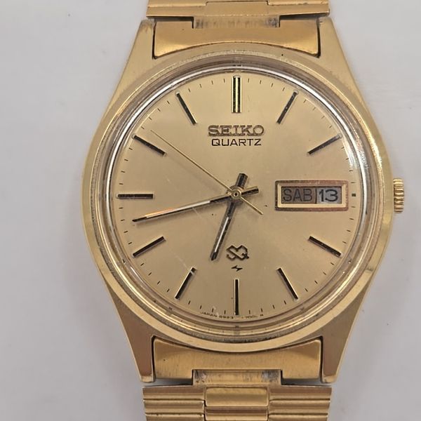 Vintage Seiko SQ 35mm Gold Dial Gold Tone Daydate 8223-8029 Men's Wristwatch | WatchCharts ...
