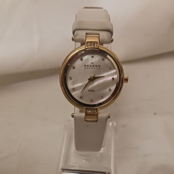 Vintage Skagen Ladies Watch Mother of Pearl Swarovski Crystal Hour Markers. | WatchCharts ...