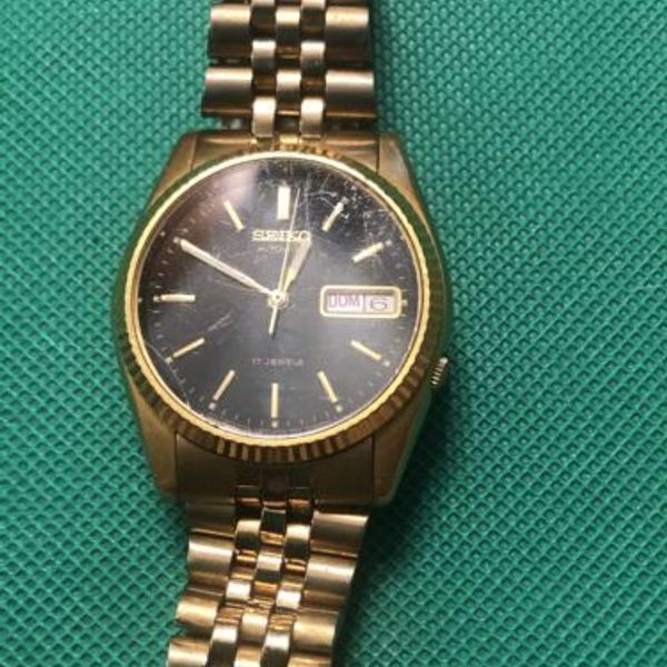 Seiko automatic Day Date Wristwatch - Running | WatchCharts Marketplace