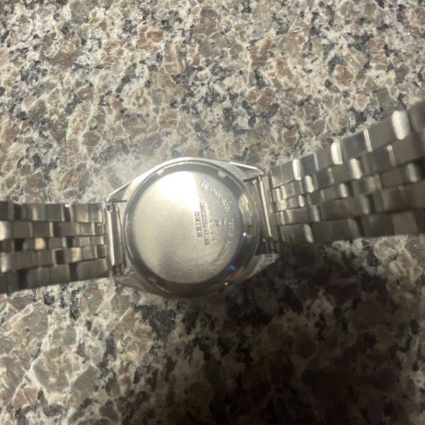 Vintage SEIKO 5 Automatic Menâ s Day Date Watch. 17 Jewels 7009-3040 READ | WatchCharts Marketplace