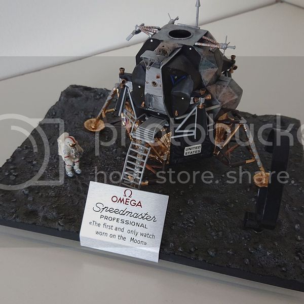 Fs: Omega Lunar lander module display for Speedmaster Professional ...