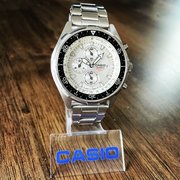 CLEAN Vintage Casio AMW-330 Analog Tachymeter 100M Diver Watch Japan ...