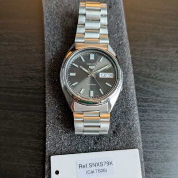 Seiko 5 Sports Men's Black/grey Watch - SNXS79K excellent condition ...