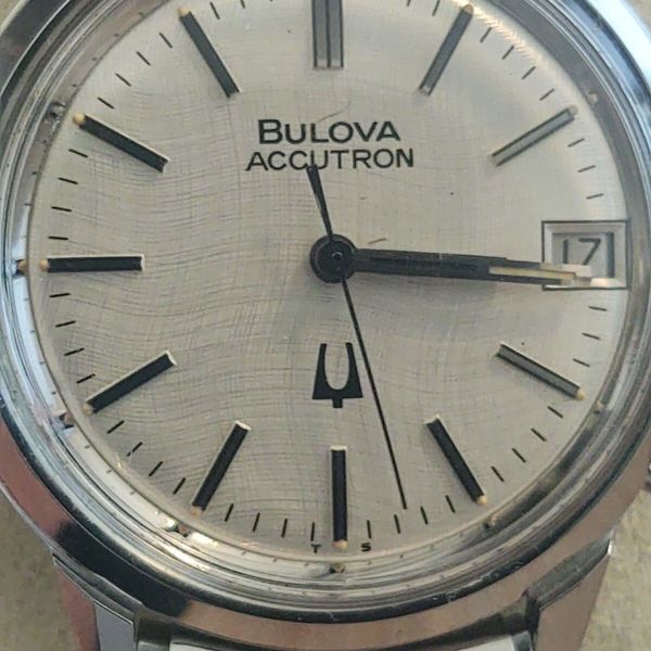 BULOVA ACCUTRON N6 SILVER TONE CASE AND DIAL RARE FIND IN THIS ...