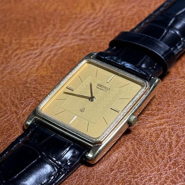 Seiko Dolce Square 27mm Menâ s Vintage Watch Golden Used Battery ...