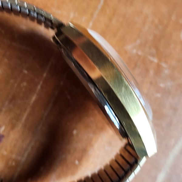 Vintage Hamilton 702 electronic day/date 37mm vintage swiss watch RUNS ...