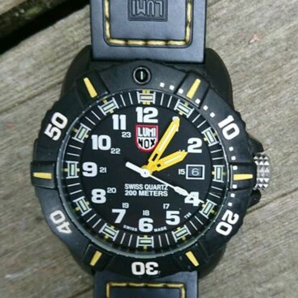 Luminox Series 3020 Coronado Men's Watch very nice condition Yellow ...