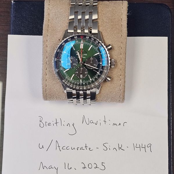 [WTS] Breitling Navitimer, AB0137, 46mm, Green Dial, Box/Papers, Hang ...