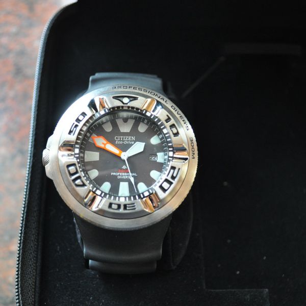 For Sale: Citizen Promaster 300m Eco-Drive Professional Diver (BJ8050 ...