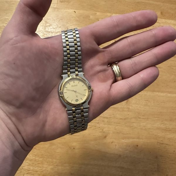 GUCCI 9000M Quartz Two-Tone Stainless Steel Gold silver Dial Date Watch ...