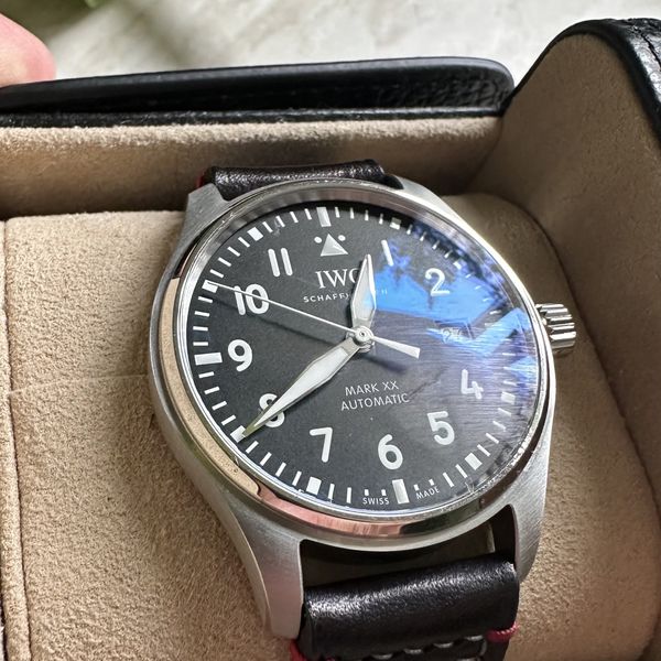 [£4,250 GBP] FS IWC pilot mk XX. Mint condition with extra custom and ...