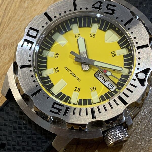 MONSTER HOMAGE DIVER STYLE AUTOMATIC WATCH Yellow sterile Tandorio ...
