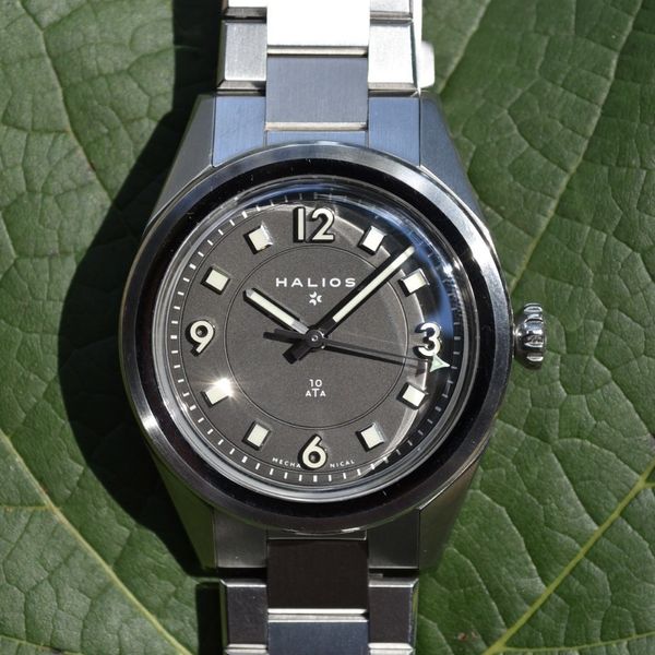 [$900 USD] FS: Halios Universa | WatchCharts