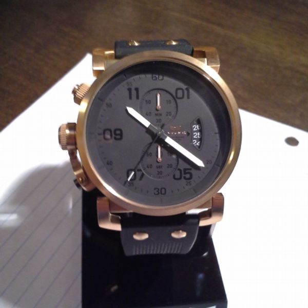 FS VESTAL Observer chrono quartz | WatchCharts