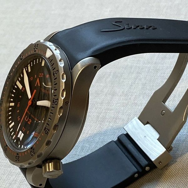 SINN U2 EZM5 .. GMT Auto .. Excellent !! | WatchCharts