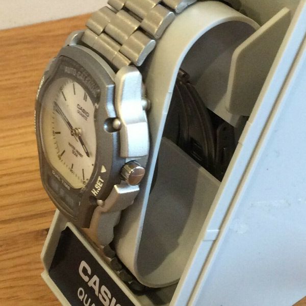 Vintage Casio AW24 Model 2318 Dual Time Auto Calendar Watch Boxed Ship ...