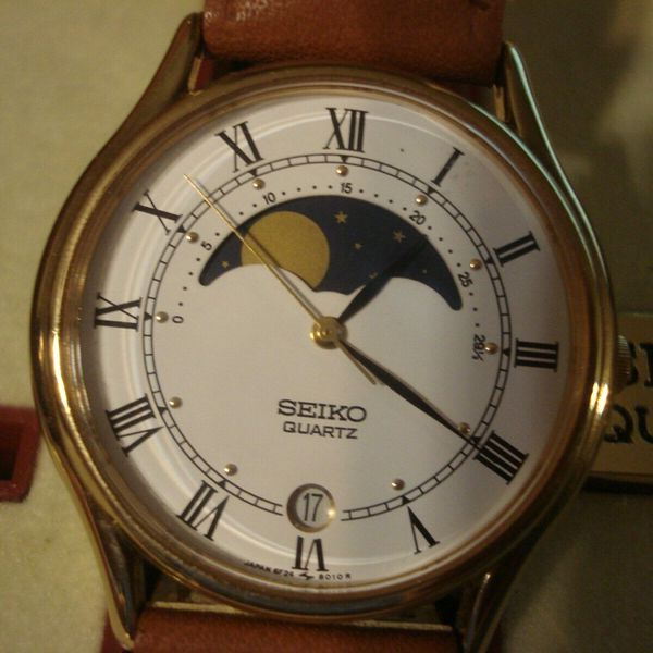 VINTAGE SEIKO MEN'S MOON PHASE QUARTZ MOVEMENT WATCH MODEL 6F24-8000 ...