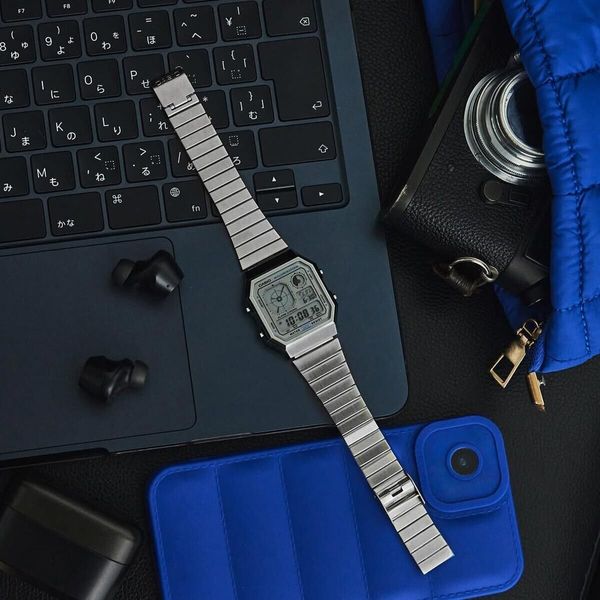 Casio Vintage Retro-Futuristic Analog-Style Digital Silver Watch A130WE ...