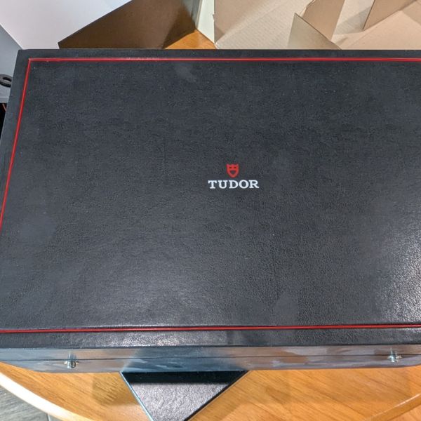 Tudor Watchmakers Toolbox/Bracelet Sizing Toolkit Box With A Few Sizing ...