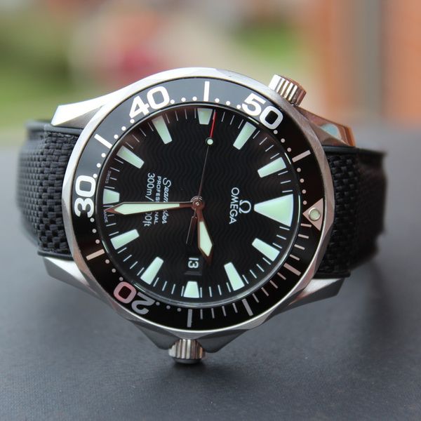 SOLD Omega Seamaster Pro SMP Quartz 2264.50 Black Wave Dial Sword Hands ...