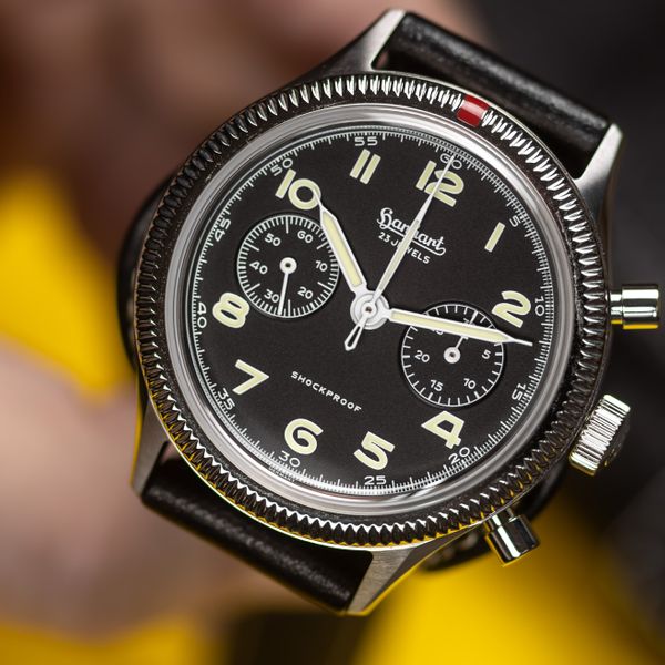 [$1,800 USD] Hanhart 417 ES 42mm with Bracelet and Bund | WatchCharts